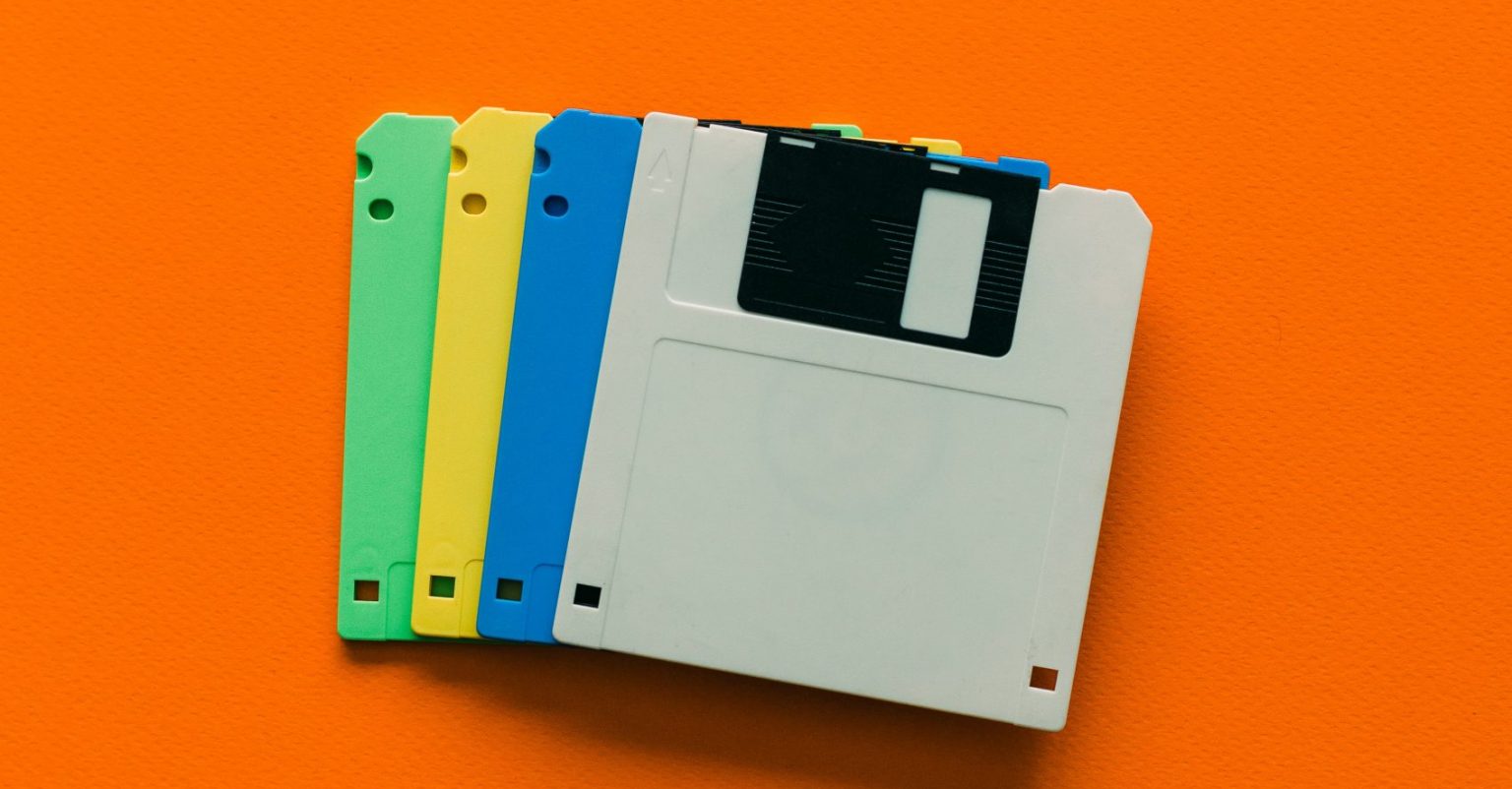 Venture Beat: 200 Floppy Disks Belonging to Star Trek’s Creator Have ...